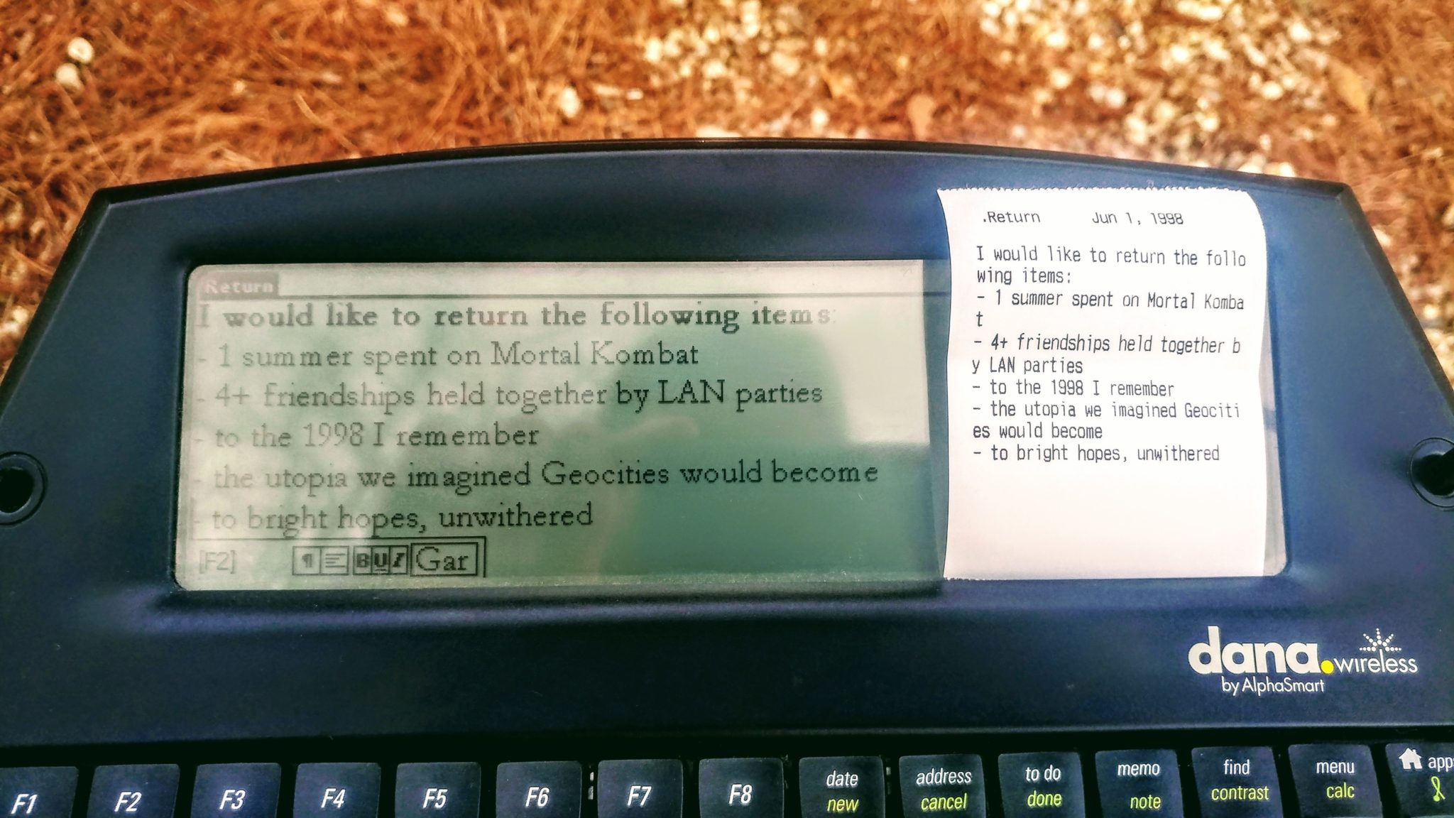 The AlphaSmart dana in 2019 – OSnews